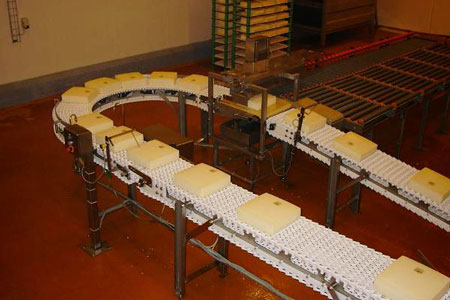 Scanbelt - Modular Plastic Conveyor Belts - Blocks of cheese